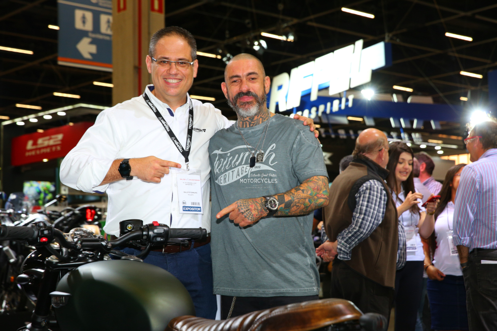 Moto do chef Fogaça está em exposição no Salão Duas Rodas